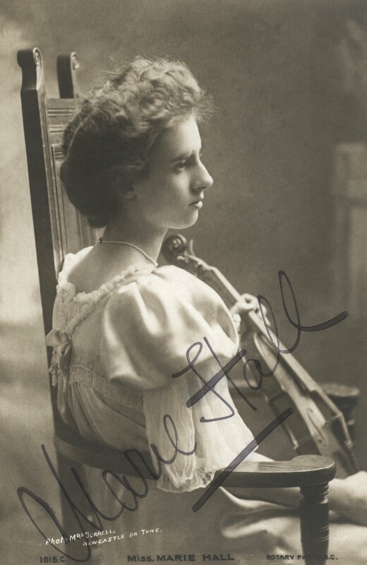 Mrs. Burrell – Pressphotoman